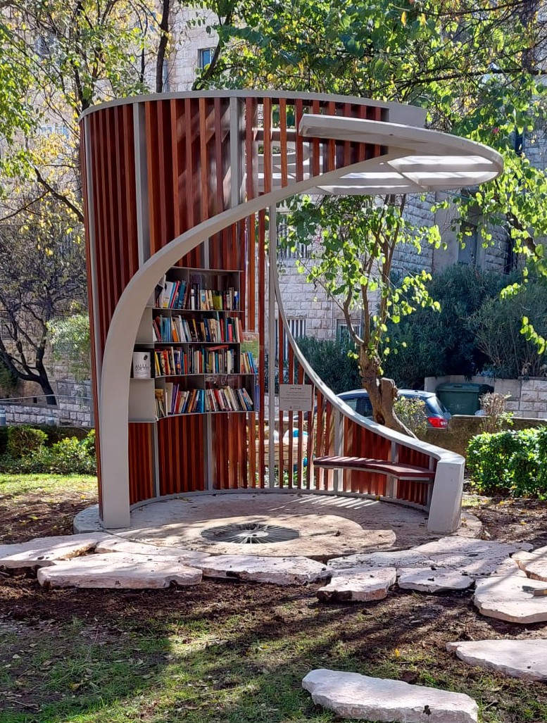 Community libraries in public spaces